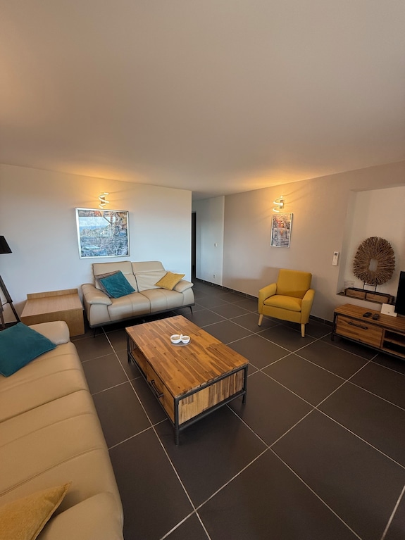 Bonifacio, Impresionante Vista Al Mar, A 800 M De La Playa En El Golfo De Santa Manza - Bonifacio