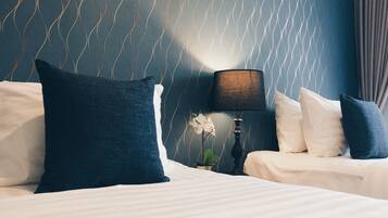 1 quarto, roupa de alta qualidade, cortinas/cortinados opacos