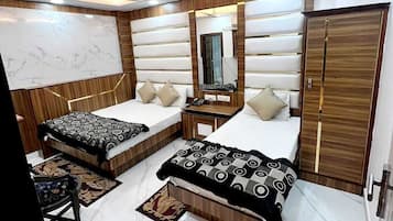 Quarto triplo clássico, 3 quartos, acessível para pessoas com deficiência física | Roupas de cama de algodão egípcio, roupas de cama premium