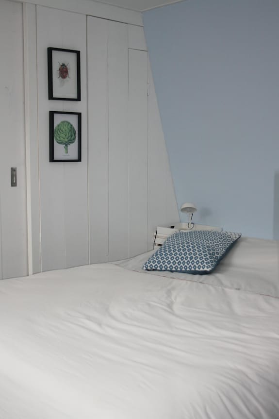 De Vrijstaande B&b Ligt Achter In Onze Tuin, Met Eigen Opgang, In Een Tuinhuisje - Castricum