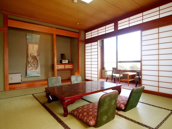 Guest Room Furusatomura Kogeikan - Japan