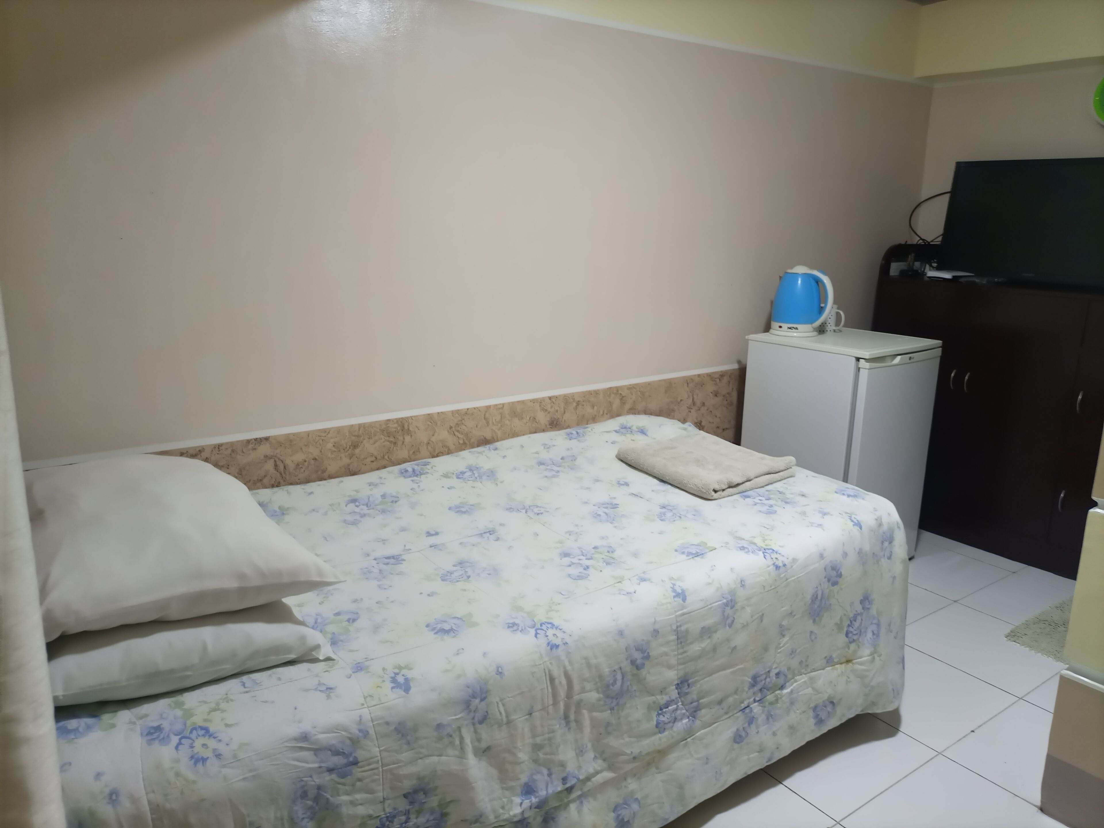 Quarto Individual Standard, 1 cama individual, não fumadores | Ferro/tábua de engomar, camas desdobráveis, Wi-fi grátis 