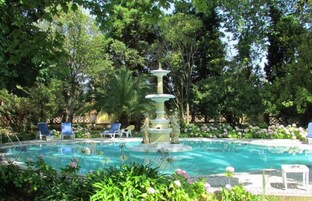 Piscina exterior sazonal 