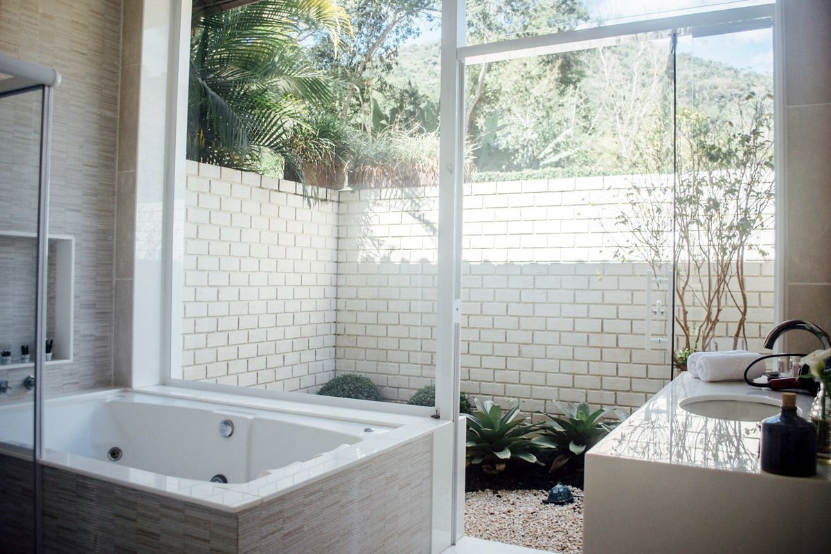 Estúdio Lua de Mel, 1 cama king-size, banheira de hidromassagem, vista para a piscina | Casa de banho | Produtos de higiene exclusivos, um secador de cabelo, roupões 