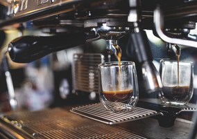 Alimentação e bebidas