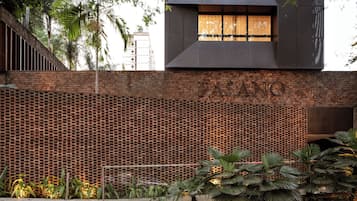 Fachada da propriedade