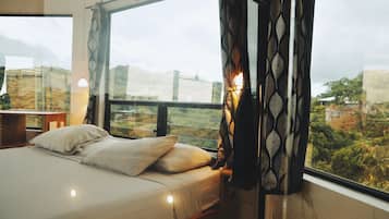 Quarto casal luxo, vista para o oceano | Cofres nos quartos, Wi-Fi de cortesia, roupa de cama