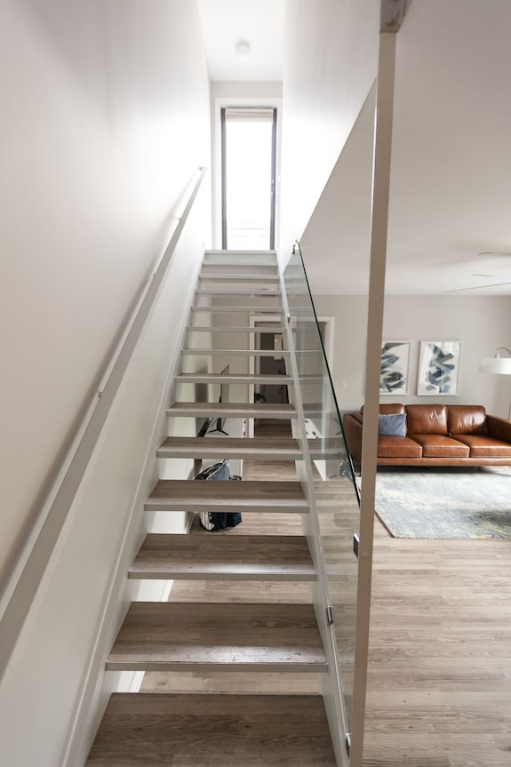 Modern Lake View Condo Located Downtown Saugatuck With Spacious Rooftop Patio - Holland, MI