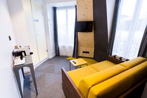 Suite Superior (UB VIP) | Sala | TV de ecrã plano 