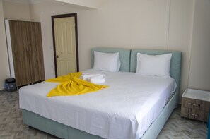 Minibar, secretária, quartos insonorizados, ferro/tábua de engomar 