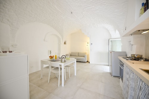 Casetta Arco With Balcony - Cisternino