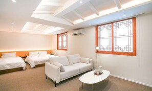 Suite | Com decoração personalizada, com mobília individualizada, Wi-fi grátis 
