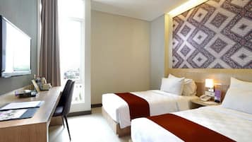 Quarto Twin Superior (Sadewa) | Secretária, camas desdobráveis, Wi-fi grátis