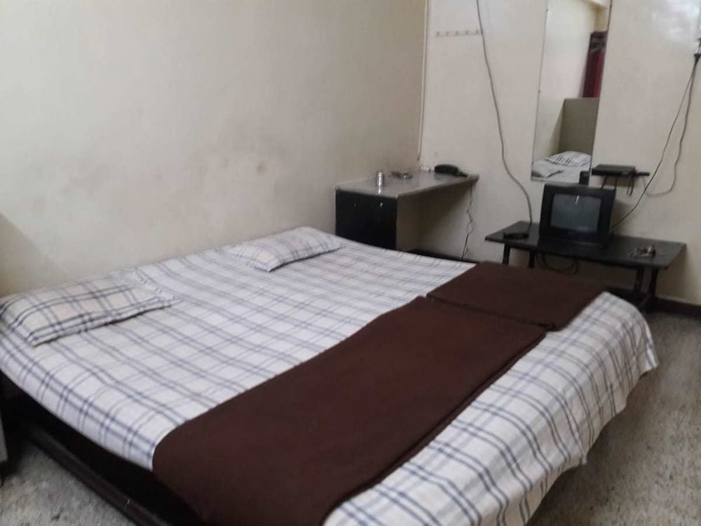 Hotel Kubera - Nashik