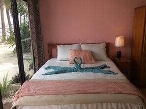 Apartamento | 2 quartos, Wi-Fi de cortesia, roupa de cama