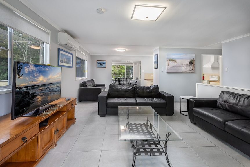 Beach Hound (Pets Welcome) - Hervey Bay