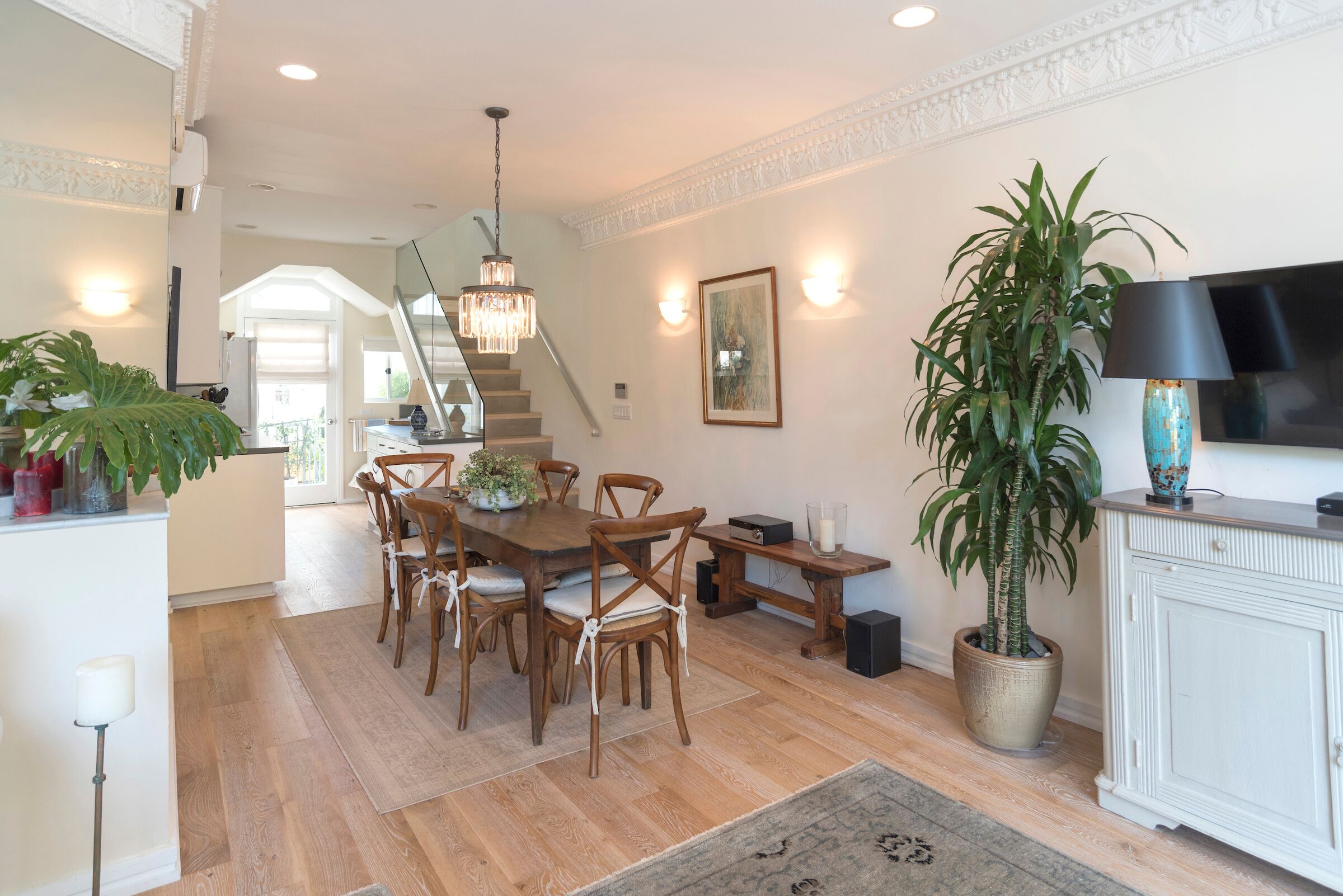 21 Party Houses To Rent For One Night In Los Angeles - Updated 2024 ...