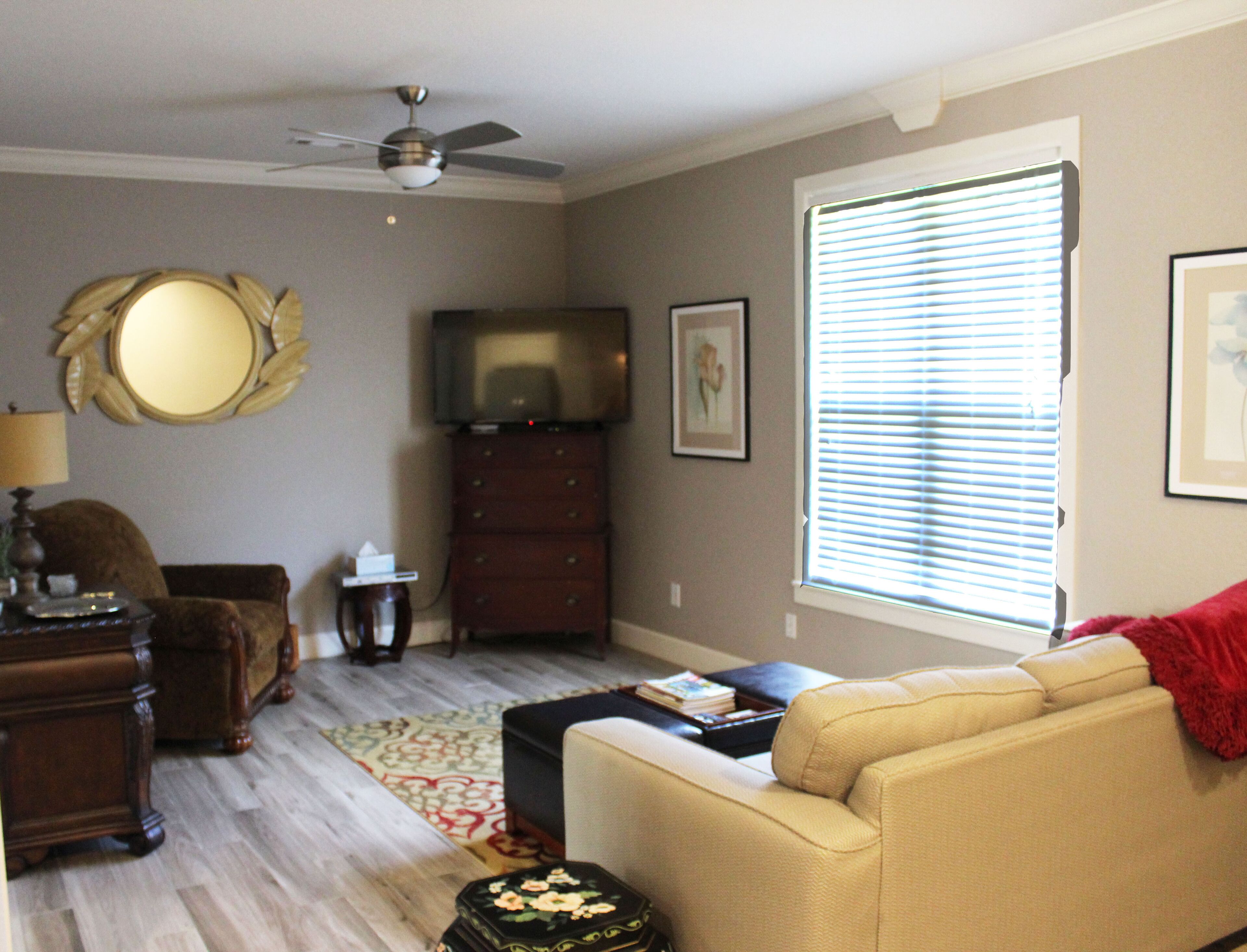 Haley Retreat, A New Modern Comfortable Guest House - Bella Vista, AR