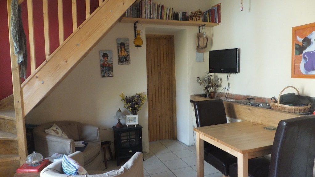 Intime Pierre Stable, Adapté Pour Les Couples En Milieu Rural - Mayenne