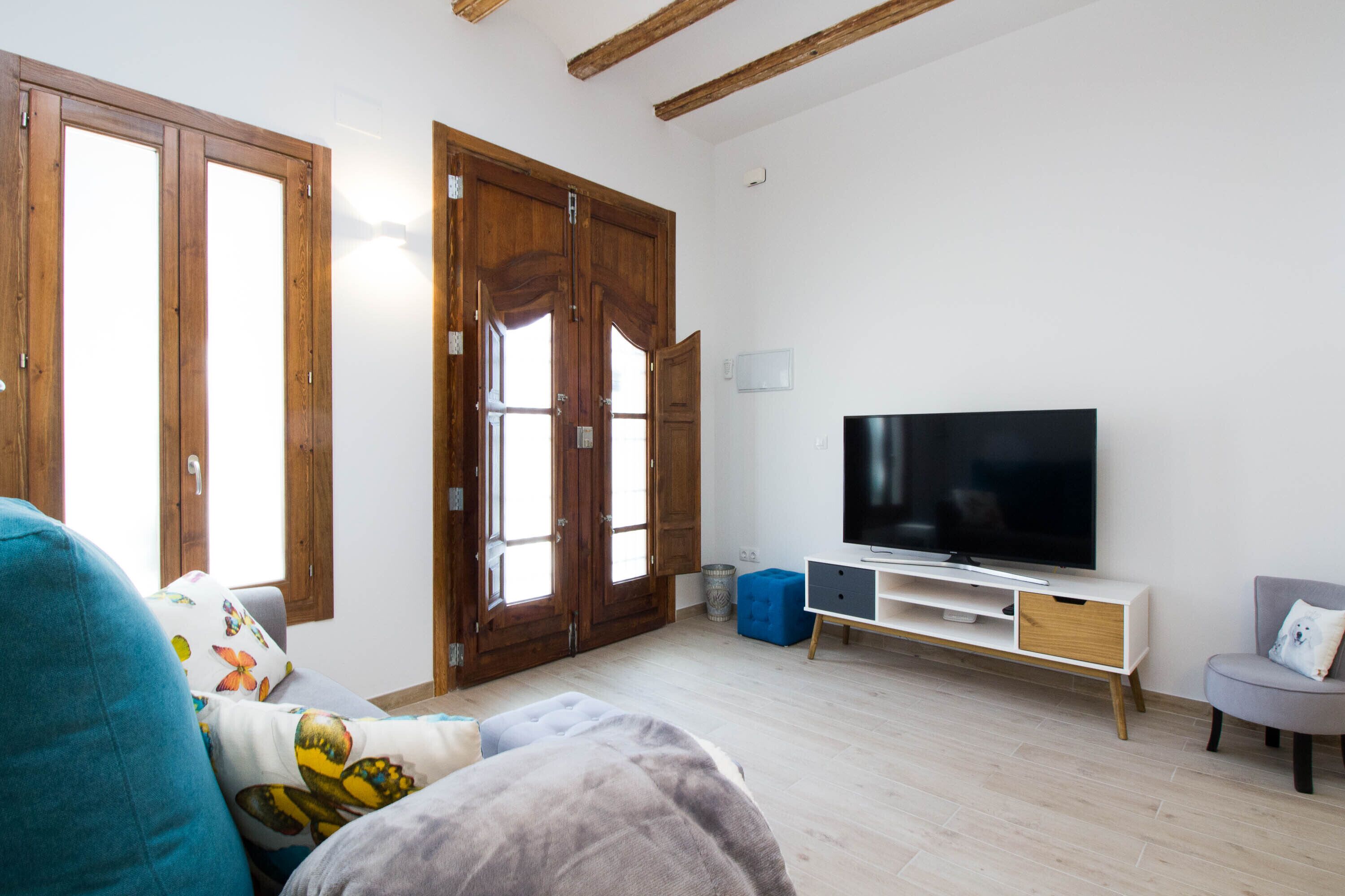 Casa Reina: Oud Huis Uit 1925 Recent Gerehabiliteerd - Valencia