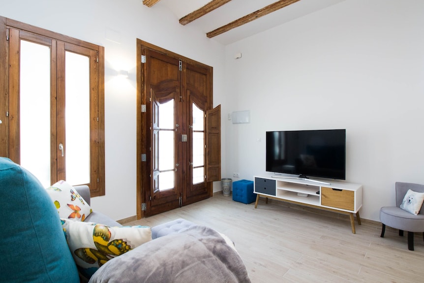 Casa Reina: Oud Huis Uit 1925 Recent Gerehabiliteerd - Valencia