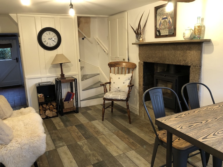 Brook Cottage In Baslow Next To Chatsworth Park - Bakewell