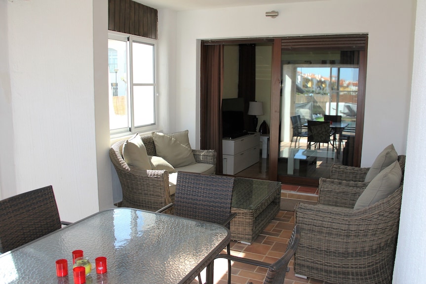 美しい3ベッドデタッチドヴィラ、温水スイミングプールとジャグジー、wifi、スカイテレビ、バーベキュー - スペイン ベラ