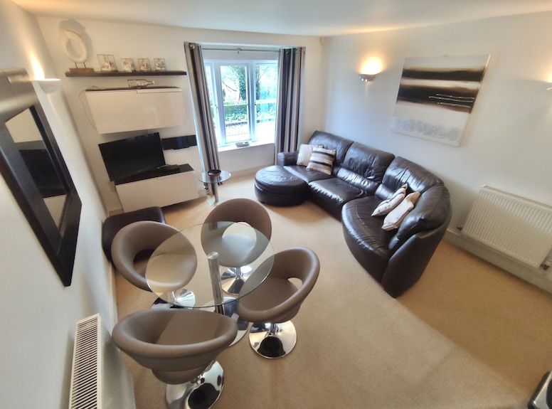 Superbe Appartement 5 * Au Rez-de-chaussée à 5 Minutes à Pied De La Plage, à Quelques Minutes En Voiture De Tenby - Tenby