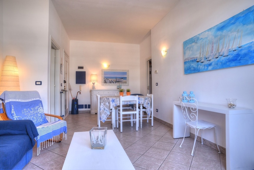 Attic A Few Meters From The Sea, 2 Bedrooms 2 Bathrooms, Large Terrace, 5 + 2 Beds - Alassio
