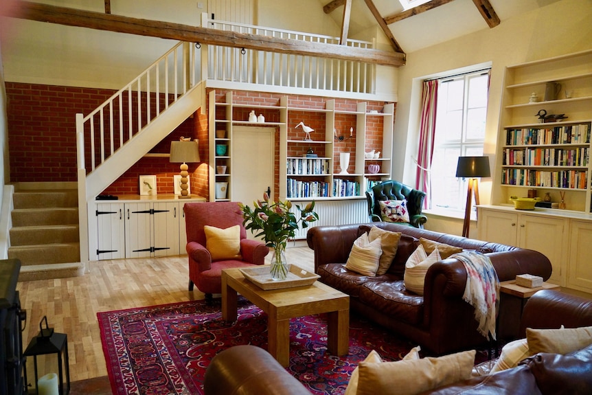 Mooie Bakstenen En Vuursteen Schuur In Cley. Aanbieding 3 Nachten Min. Geschikt Voor Maximaal 7. - Holt