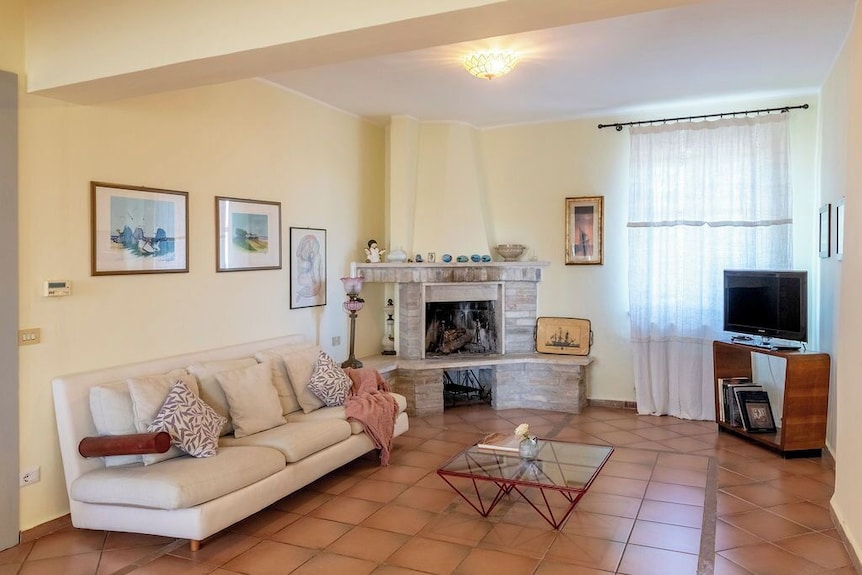 Villa Avec Piscine Et Jardin Avec Vue Mer-montagne à 3 Km De La Mer, Idéale Pour Les Familles - San Benedetto del Tronto