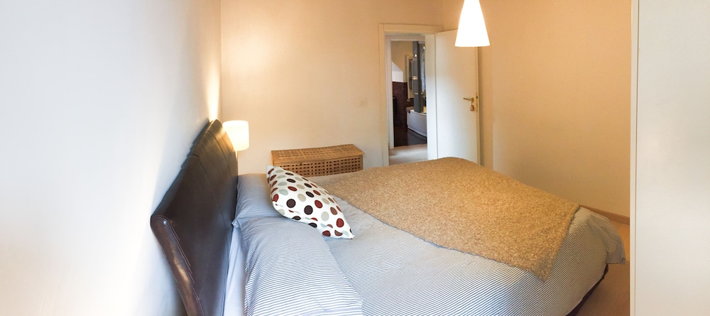 Stylish 2 Bedroom Apartment Near Rialto - Velence, Olaszország