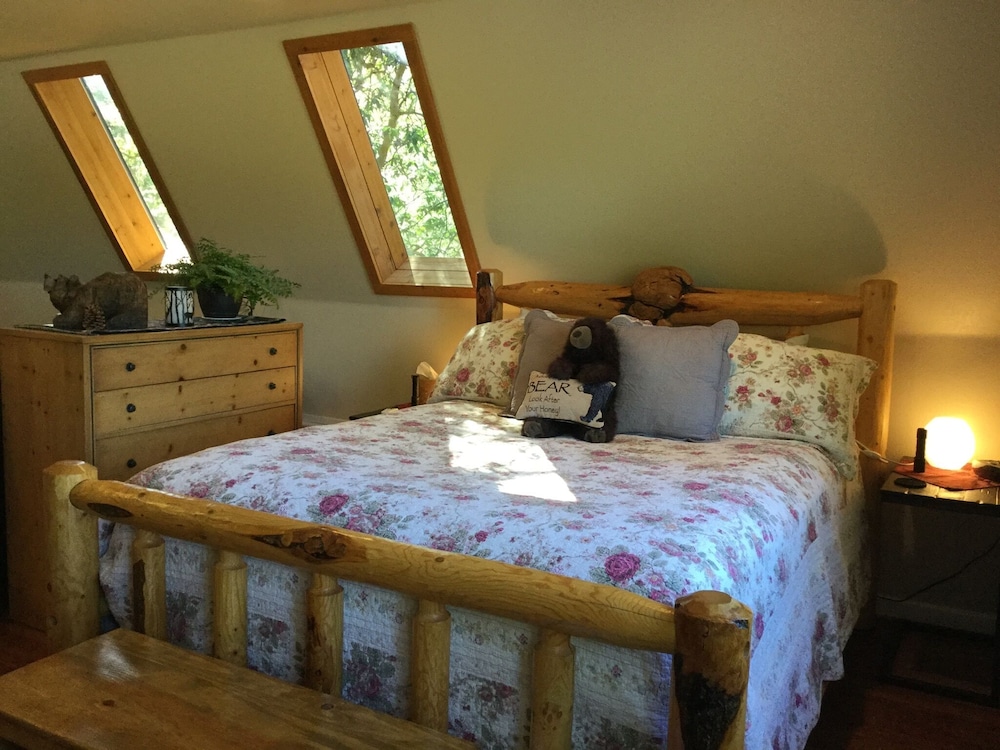 Rosie's Woodland Paradise! Come Relax And Rejuvenate! - Oregon
