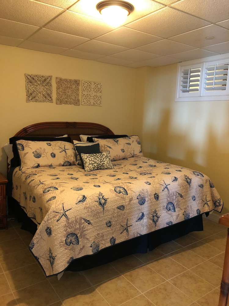 Beautiful Bayfront Condo, Bring Your Boat & Skis And Have Fun! - South Padre Island