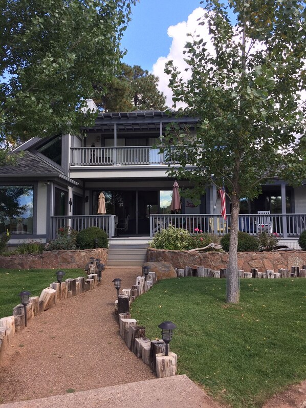 A Lakefront Luxury Mountain Home on Rainbow Lake - Lakeside | Vrbo