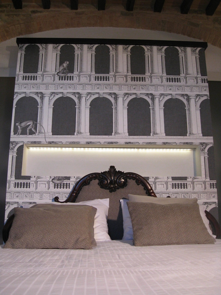 Il Burellino Wine & Resort - Tuscany