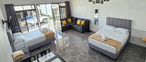 Estúdio Júnior | Ferro/tábua de engomar, Wi-fi grátis, roupa de cama fornecida