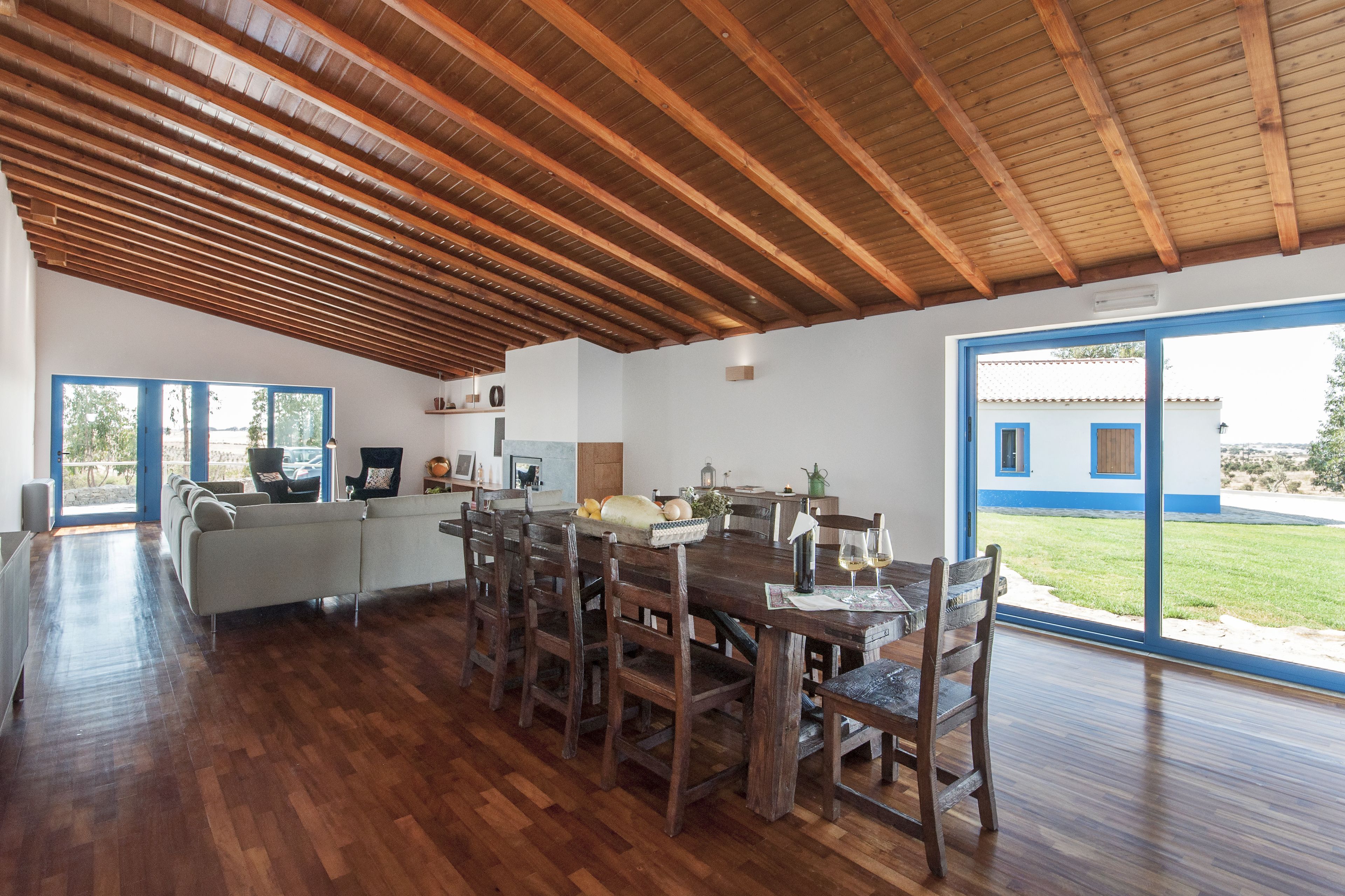 Café da manhã continental todos os dias (EUR 6.50 por pessoa) 