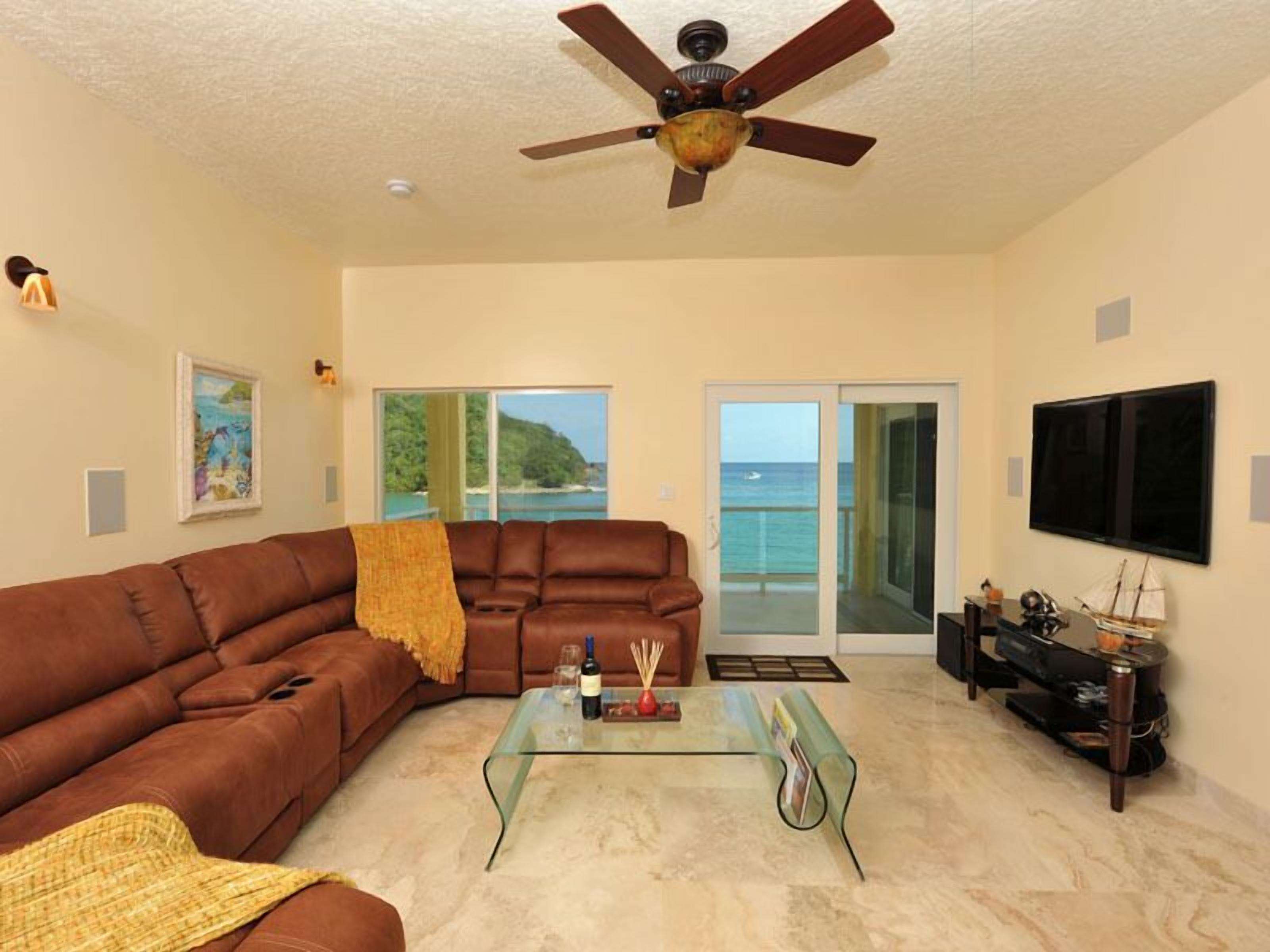 Luxury Waterfront, Walking To Cruz Bay, 2 Bedroom 2 Bathroom Spa Villa, Cruz Bay - Cruz Bay