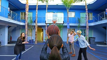 Campo de basquetebol
