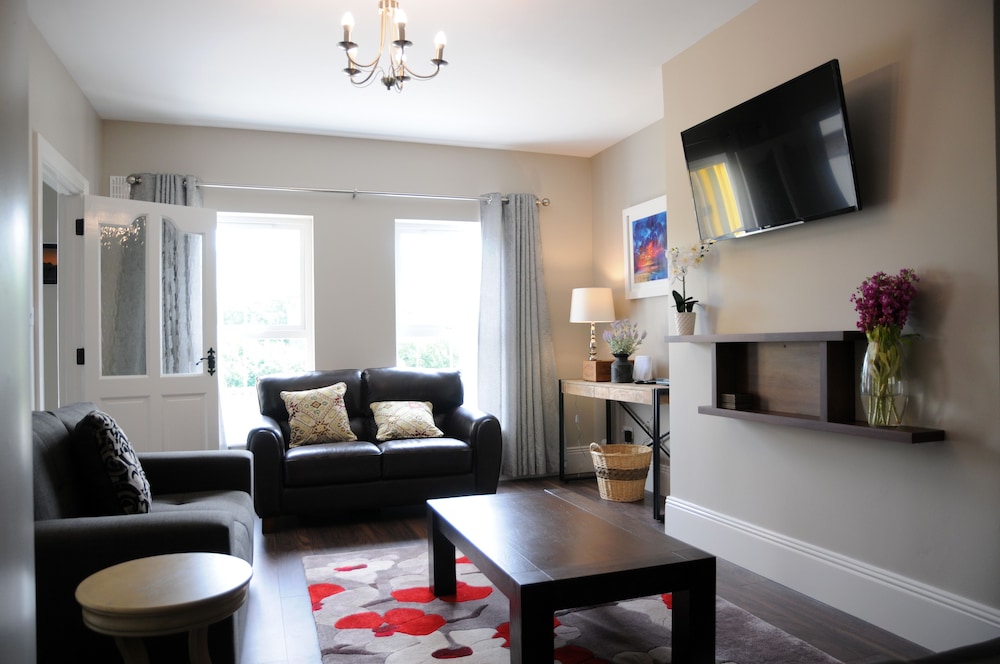 Fifty-five Dingle - Holiday Home In Dingle Town - Dingle