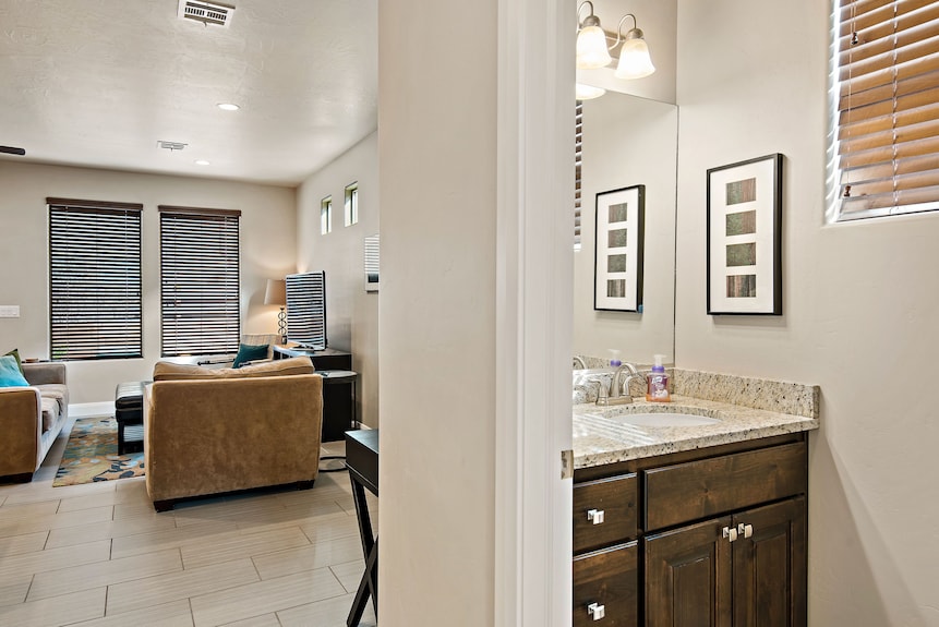 레드어닝의 자이온스 덴 - 워싱턴