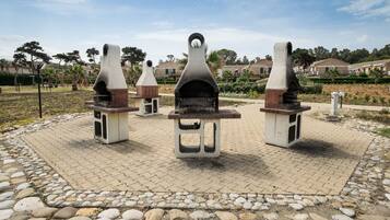 Área para churrascos e piqueniques