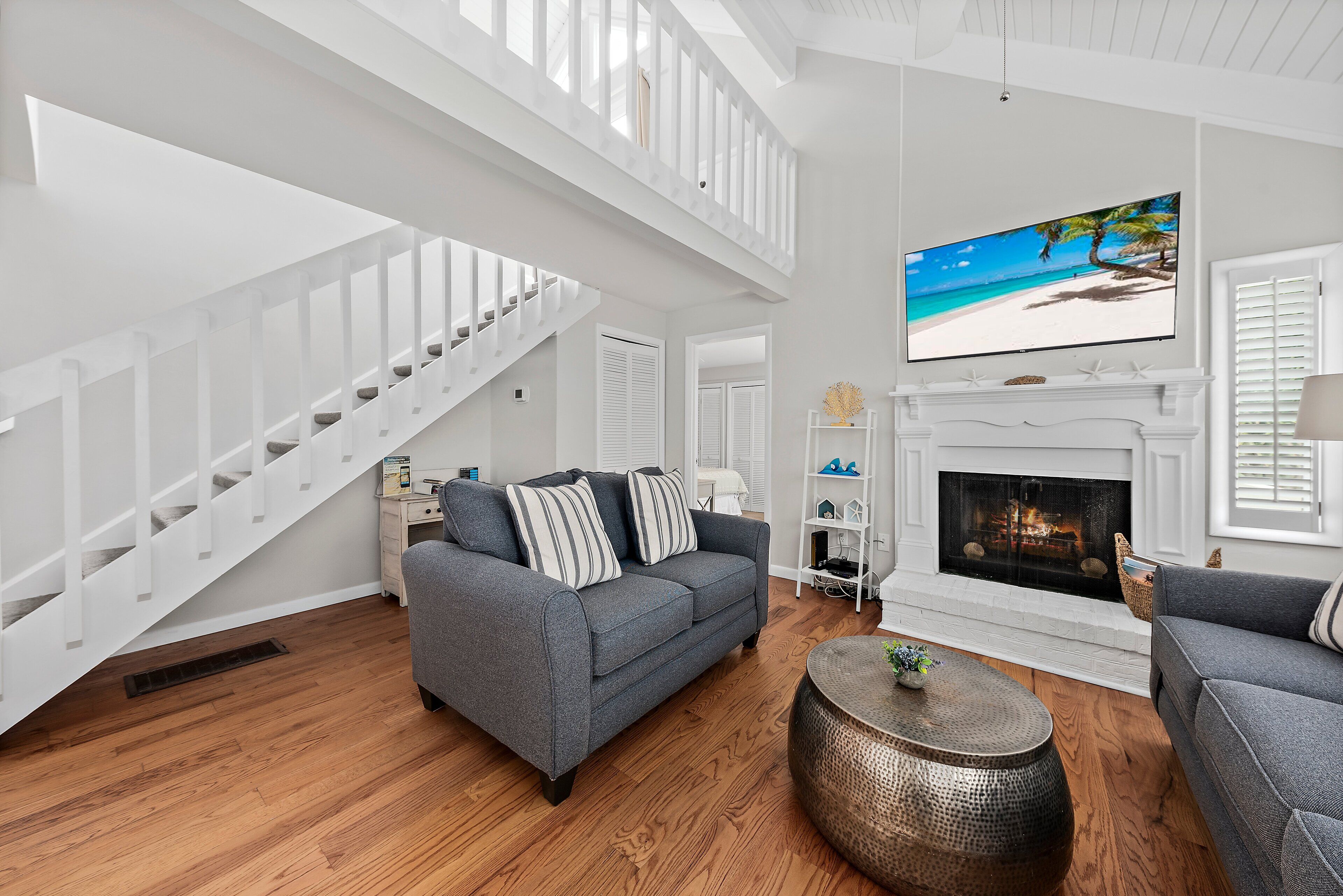 Beautifully Decorated Sealoft! Lagoon Views! Walk To Beach/sealoft Pool! Amenity Access Included! - Seabrook Island, SC