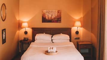 Quarto Familiar | 2 quartos, minibar, cortinas/cortinados opacos, Wi-fi grátis