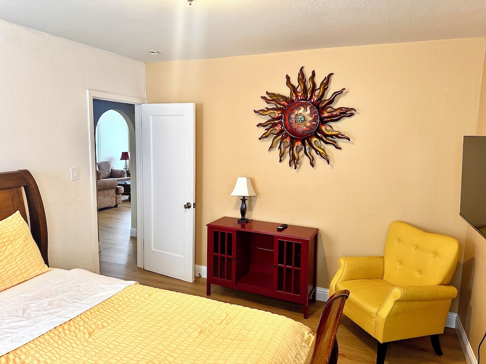 Best Location - Walk To Downtown Willow Glen - Cozy Covered Balcony - Campbell