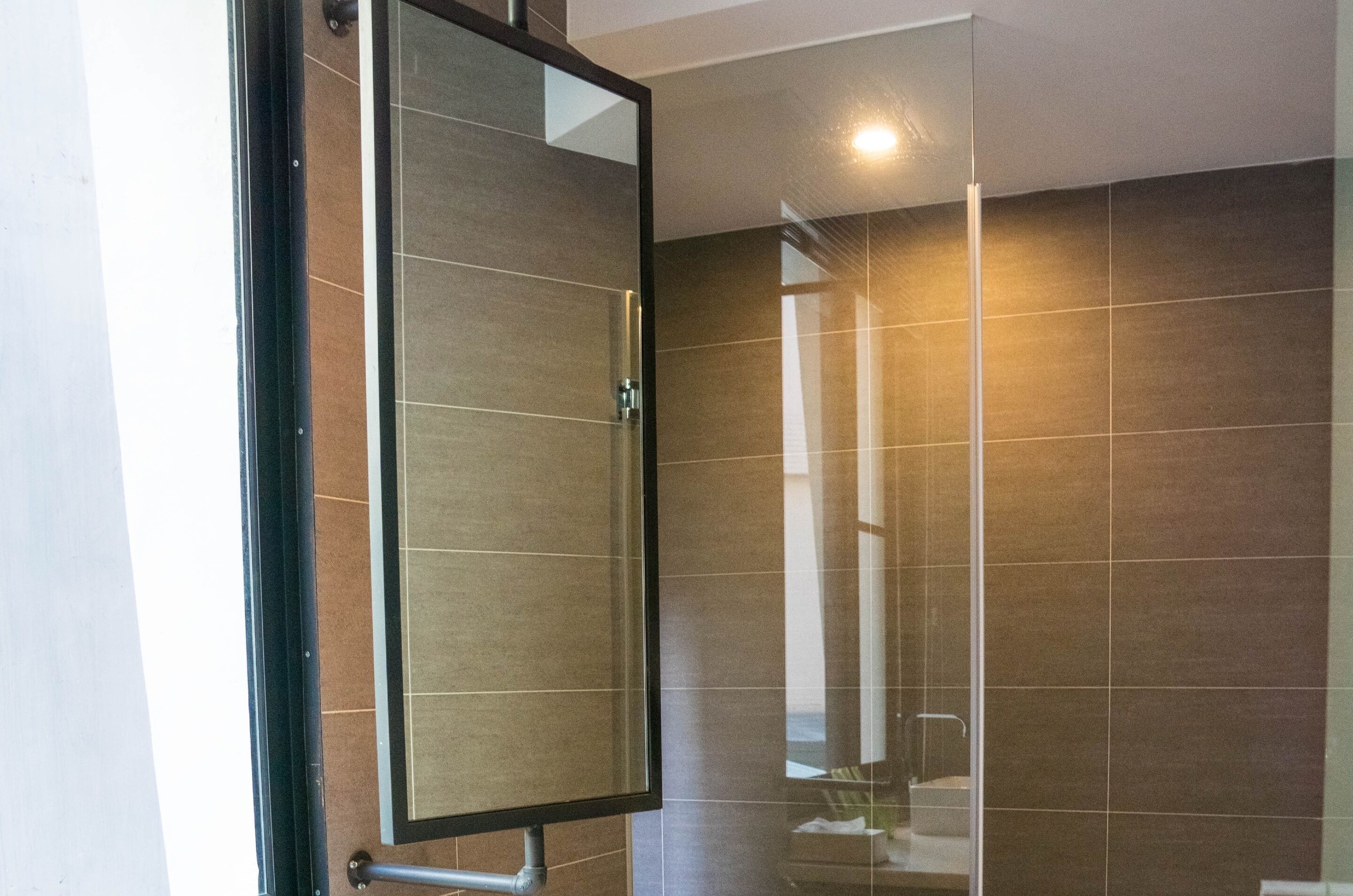 Casa de Férias Gallery | Casa de banho | Um polibã, um secador de cabelo, chinelos, toalhas fornecidas 