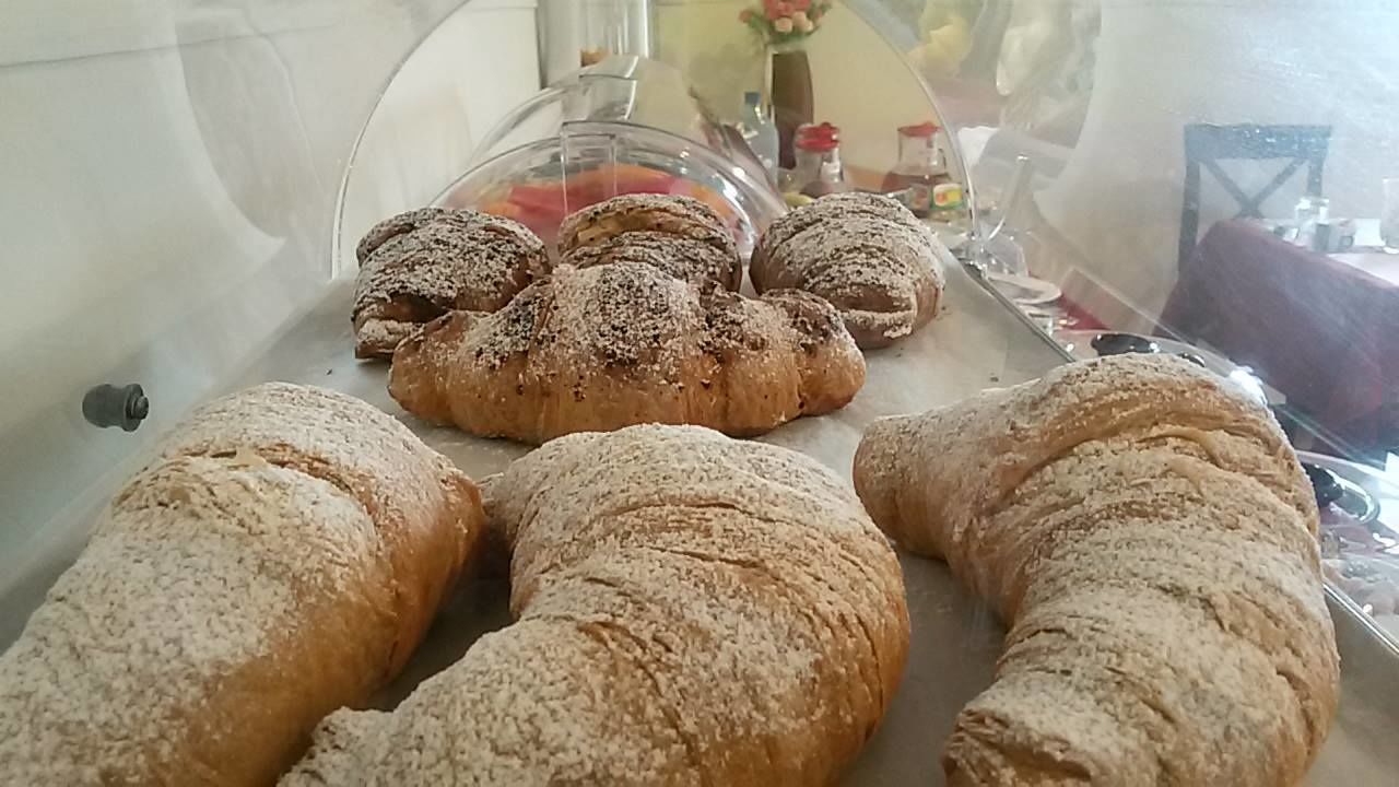 Café da manhã continental grátis todos os dias