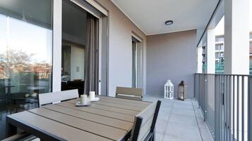 Estúdio, 1 quarto, terraço, Vista para a cidade | Terraço/pátio interior