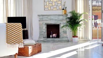 Apartamento, 3 quartos | Sala | Televisor LCD